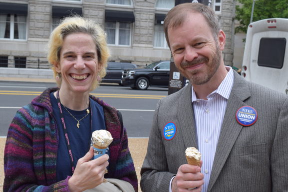 EPA Employees Get Thanks—And Cookies - National Treasury Employees ...